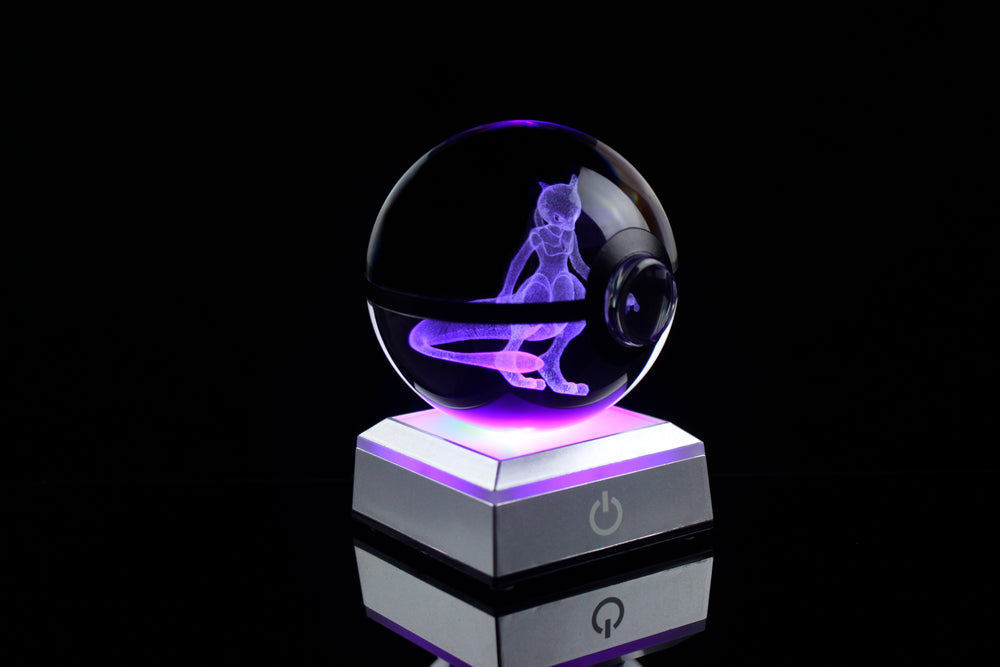 Mewtwo Large Crystal Pokeball