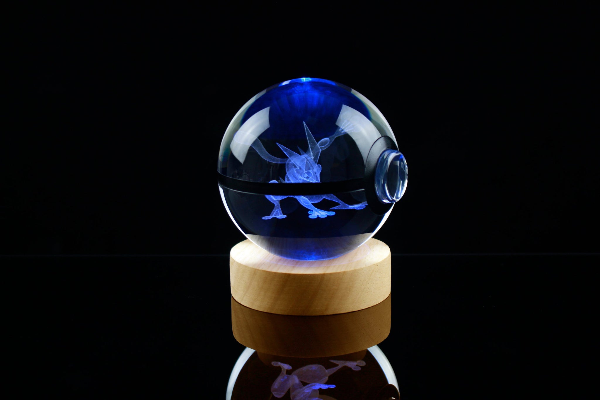 Greninja Large Crystal Pokeball – GlowingPokeballs